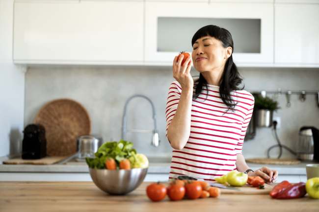7 nutritionists share easy healthy eating hacks