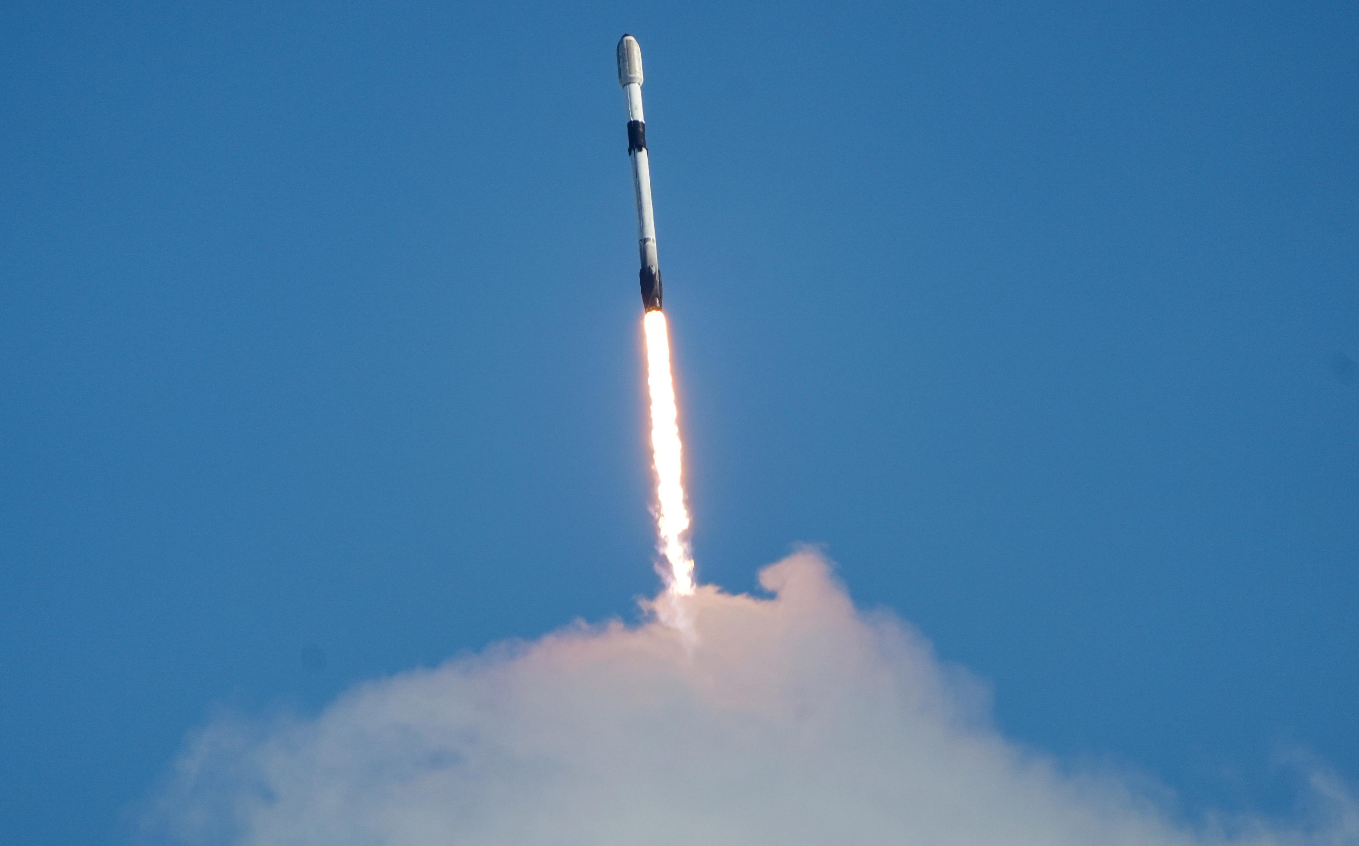 SpaceX rocket launch recap: Live updates from Starlink mission Monday ...