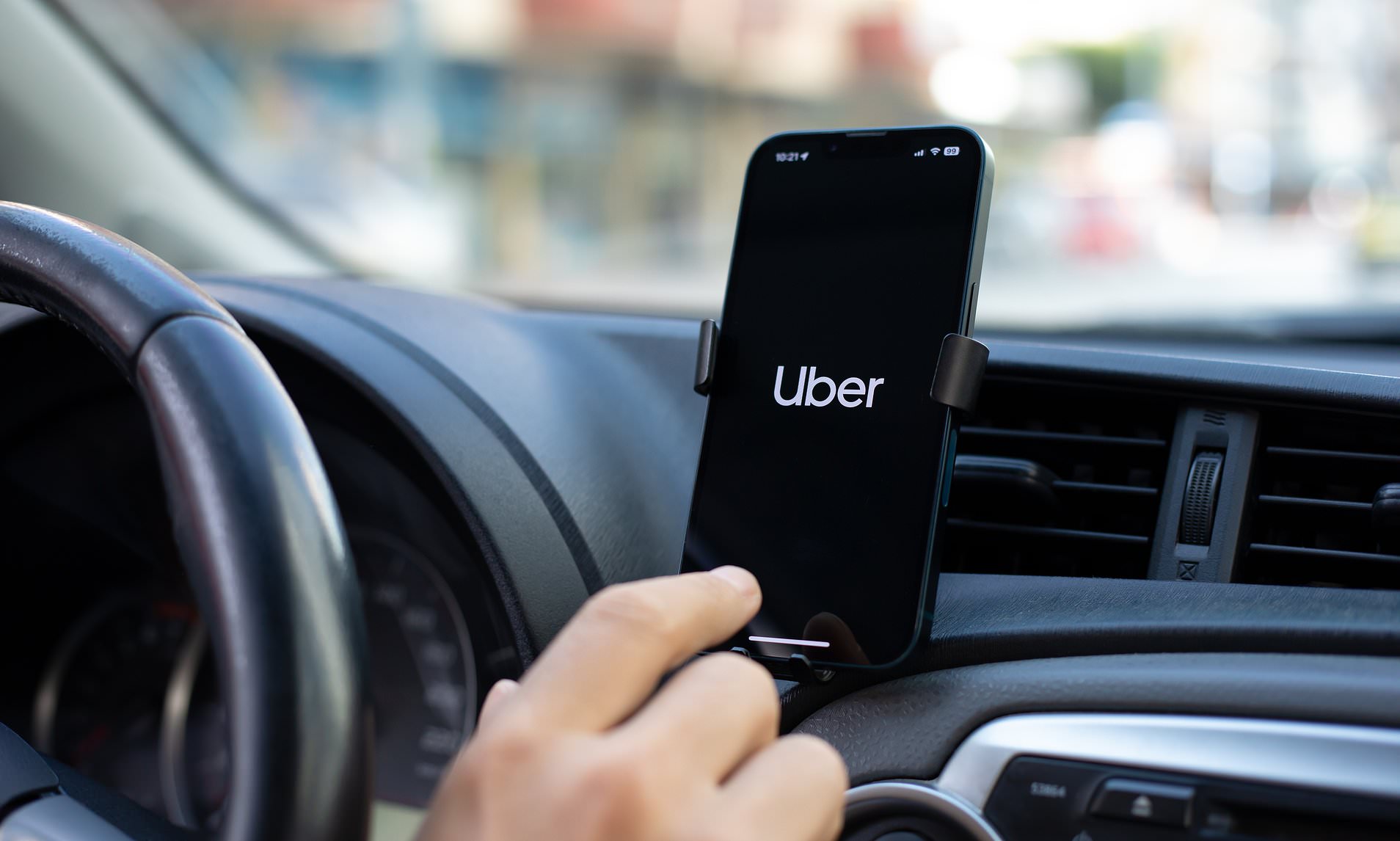 Thousands of free Uber rides available for Aussies - here's how to get them