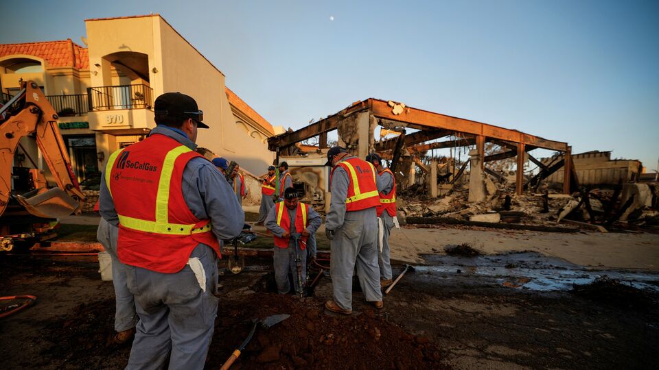 Los Angeles Mayor ordered $49 million cut in Fire dept's budget week ...