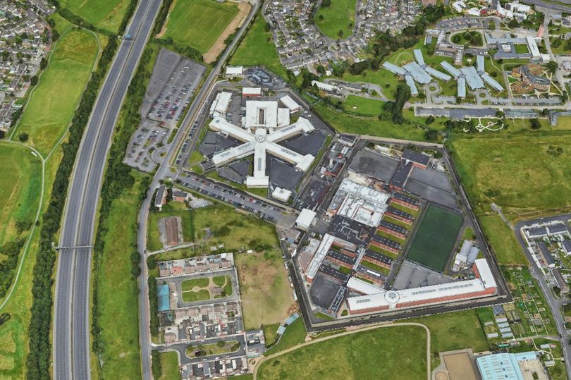 Garda manhunt underway for escaped prisoner who fled during hospital visit