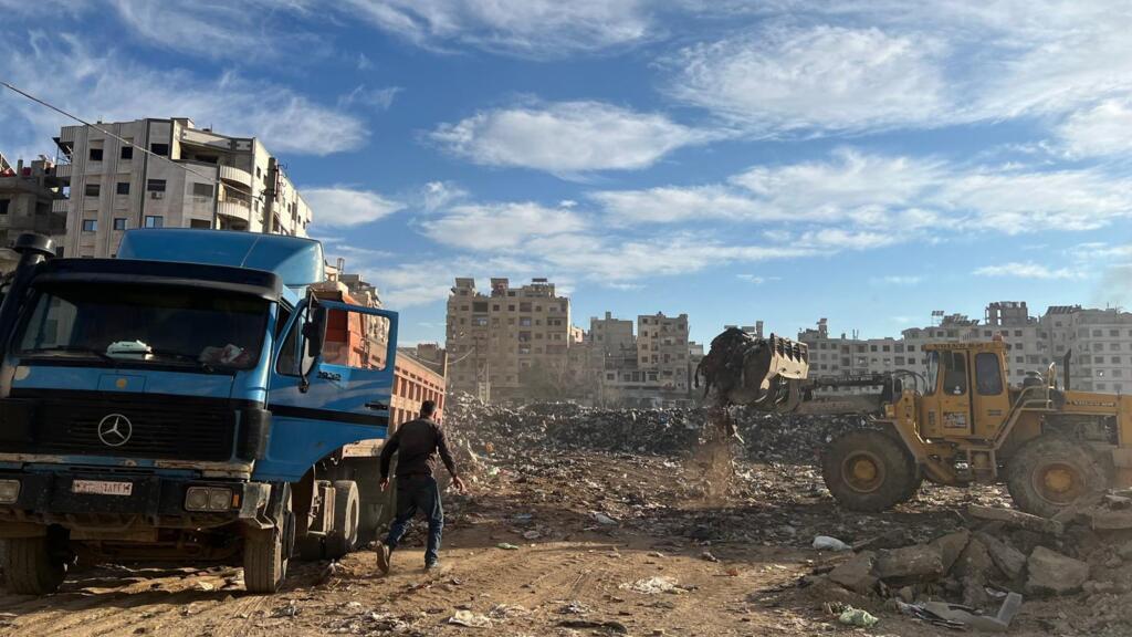 Syrie: à Jaramana, près de Damas, les habitants prennent en main la ...