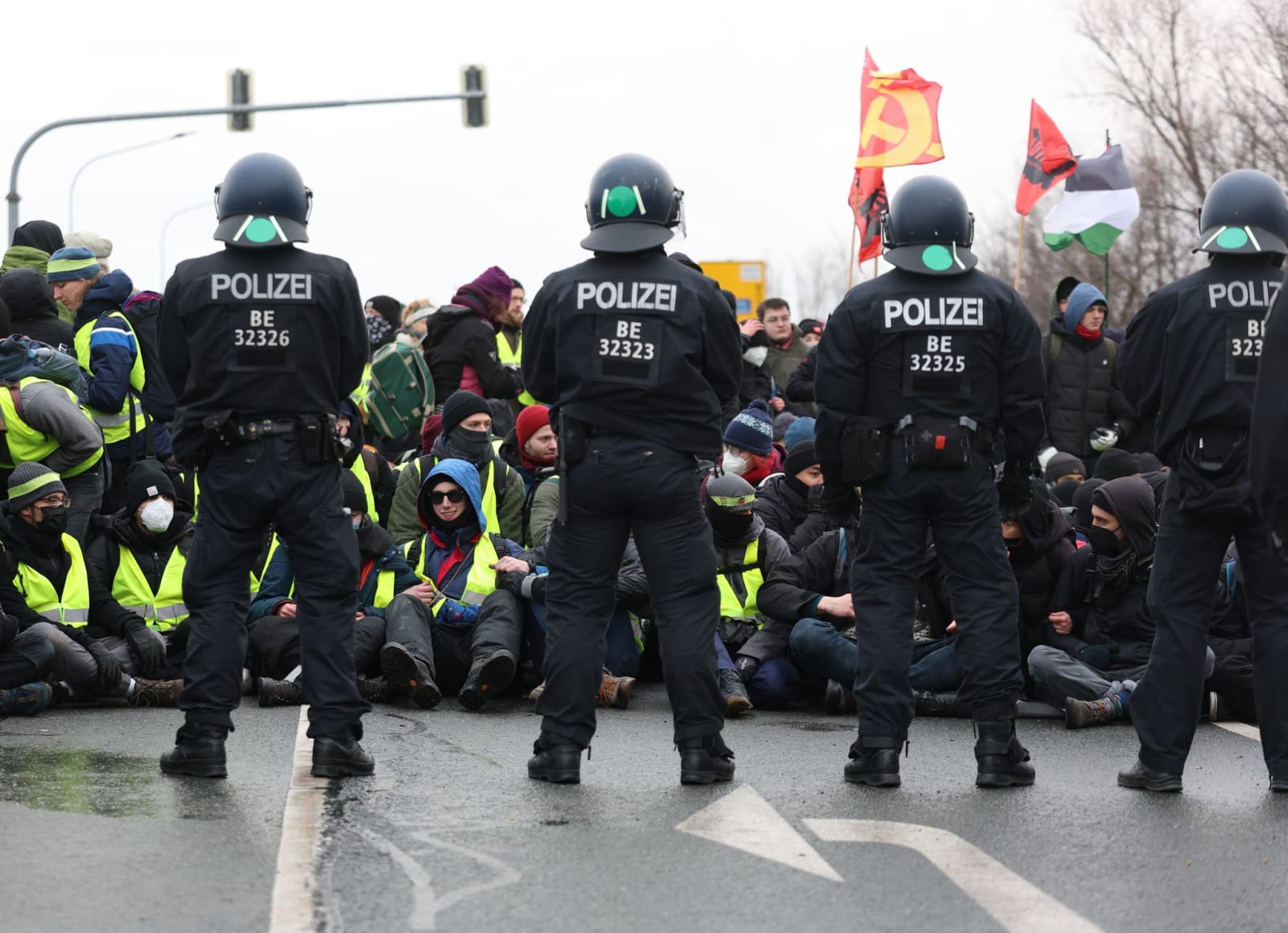 Protest action delays start of German far-right AfD rally in Saxony