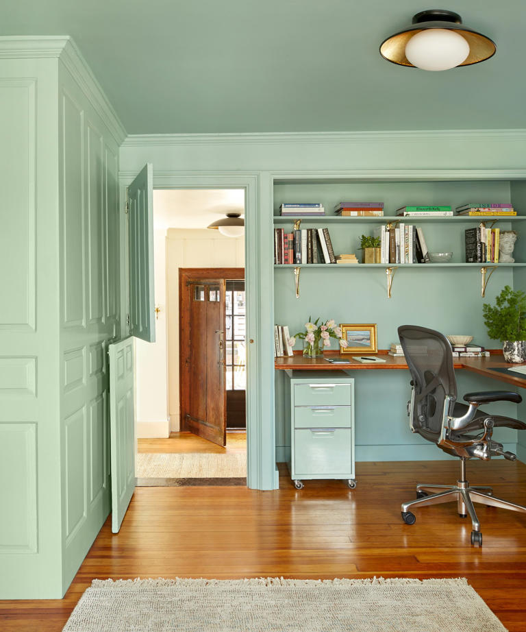 9 rooms that prove color drenching makes small spaces look bigger
