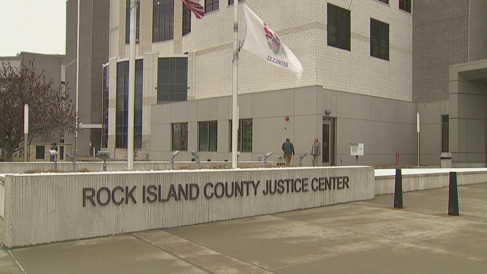 Rock Island County State's Attorney explains how police shootings are ...