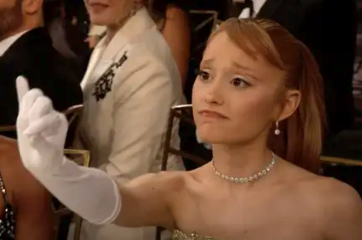 Women Are Sharing The Subtle Things Other Women Do That They Find Incredibly Attractive