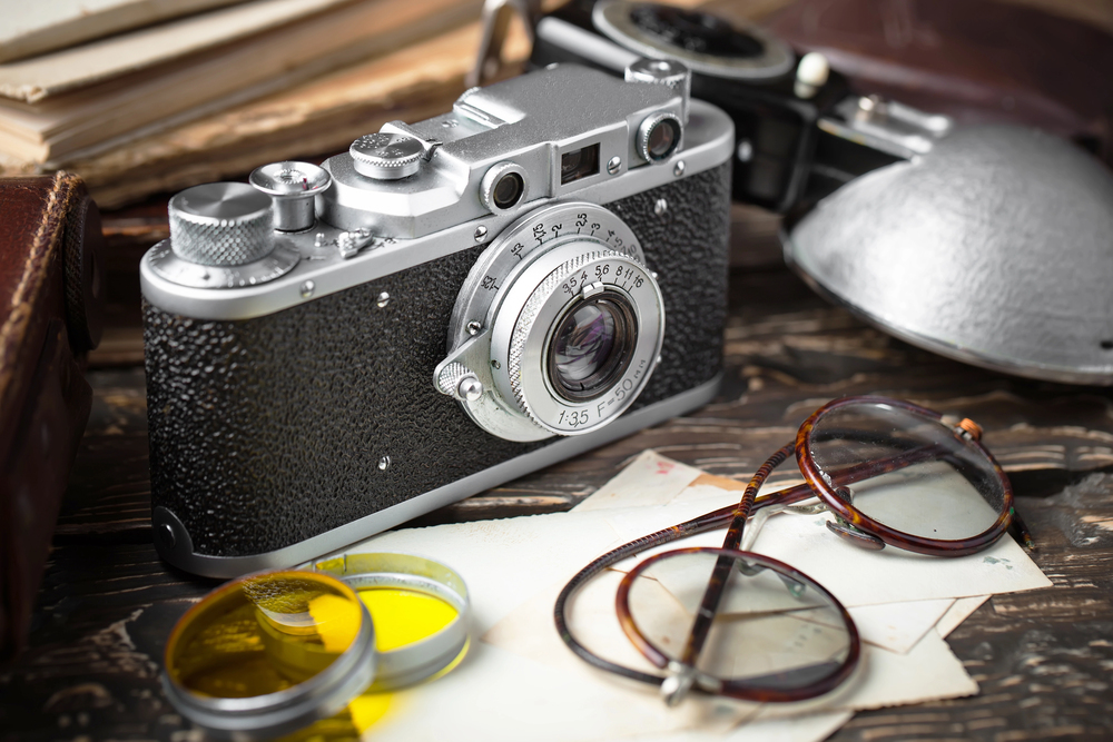 16 tips to identify valuable digital cameras from the 2000s