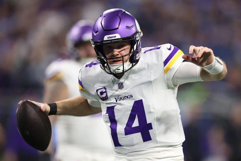 Ranking all 14 quarterbacks in the 2025 NFL Playoffs