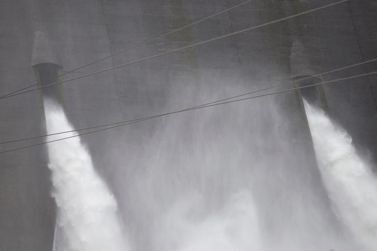 Detroit Lake to be dropped to extreme low water level in controversial ...