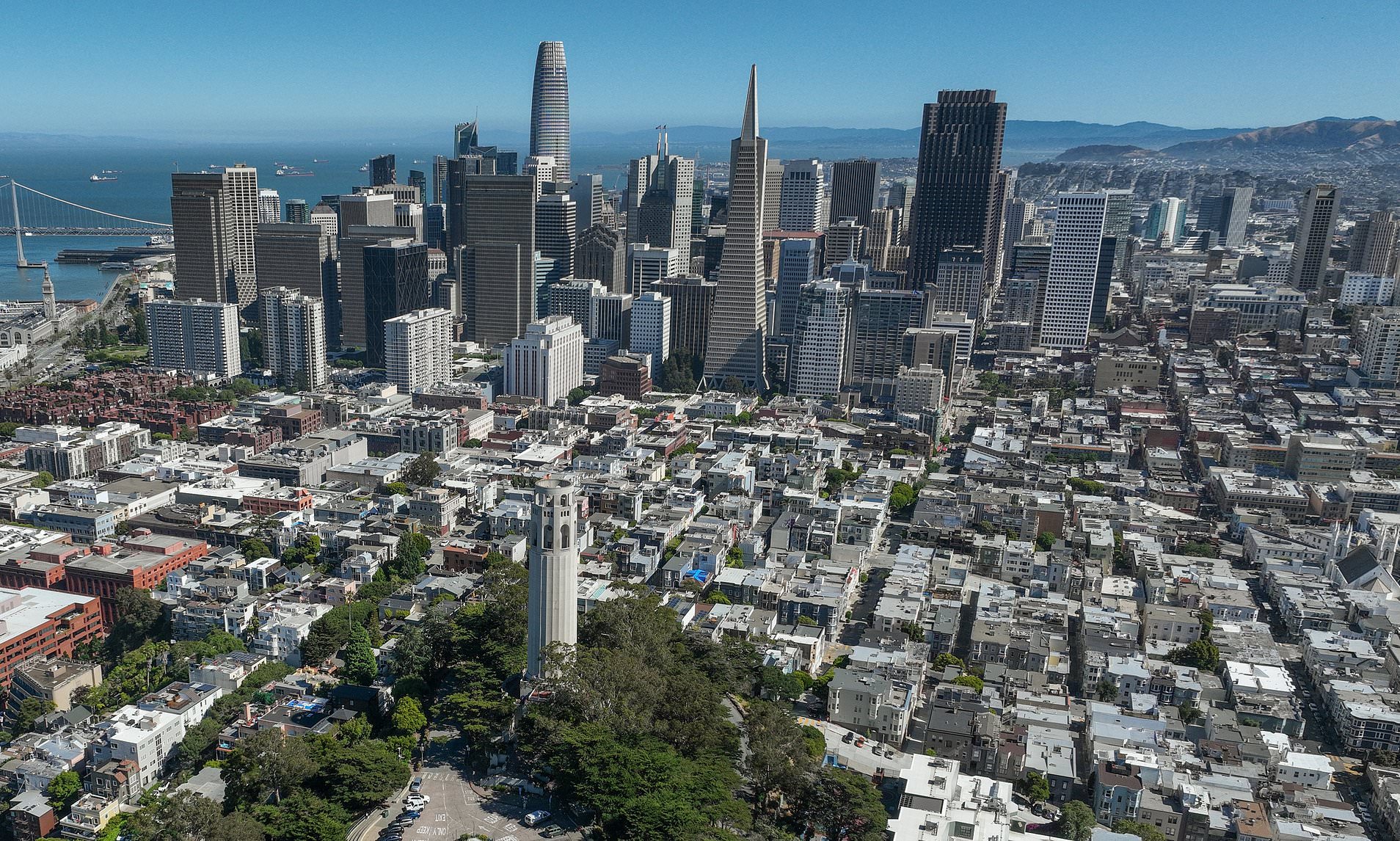 Walgreens abruptly announces closure of 12 stores in major West Coast city