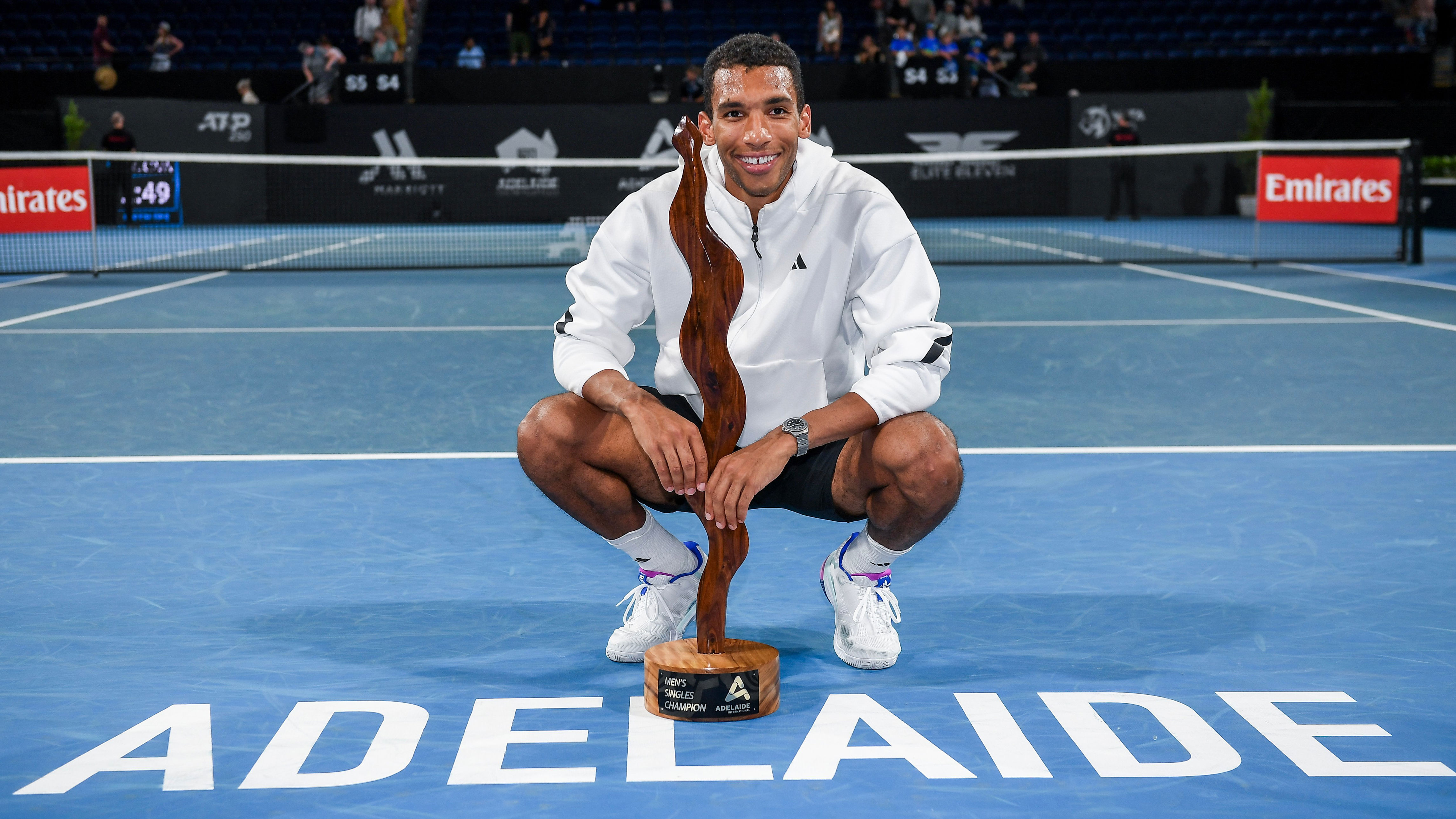 Sebastian Korda pokonany. Felix Auger-Aliassime z szóstym tytułem