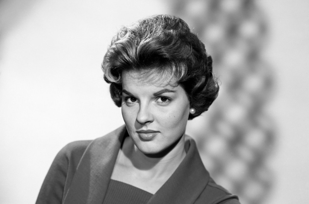 Anita Bryant, Singer Known for Opposition to Gay Rights, Dies at 84