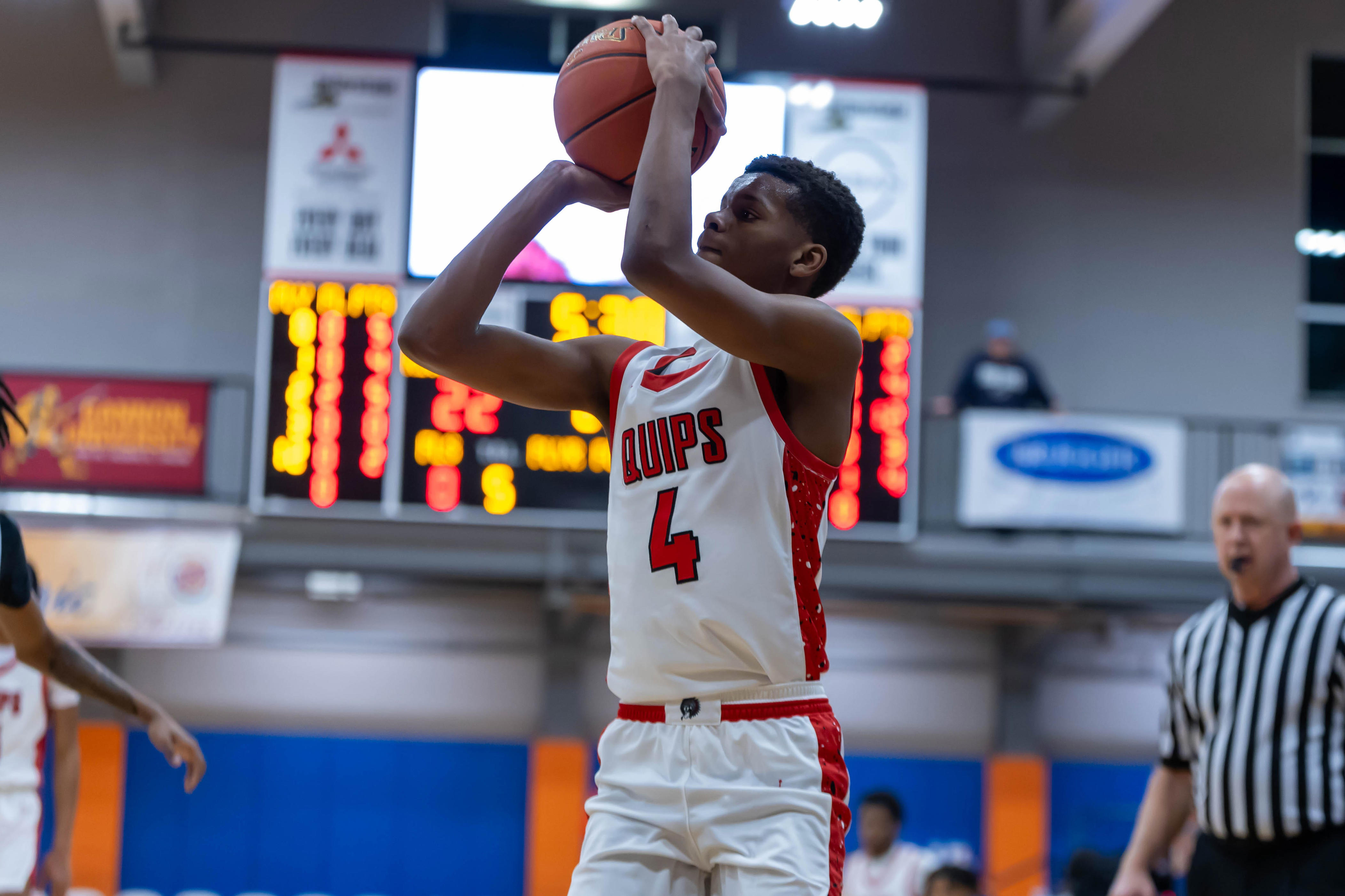 WPIAL basketball playoff roundup: Rochester and Ellwood City upset ...