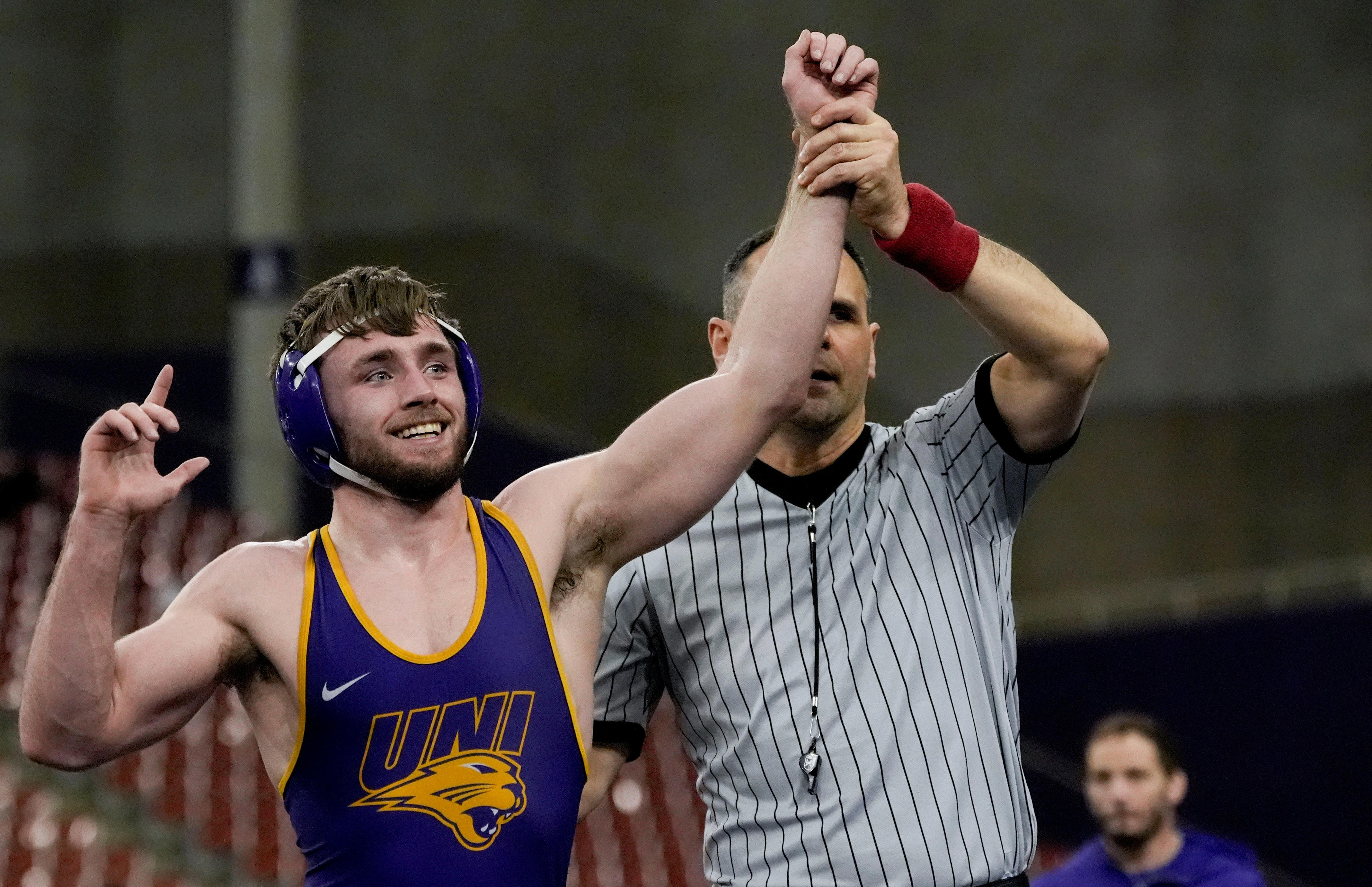 UNI Wrestling wins NWCA National Duals title, winning 35 of 40 matches ...