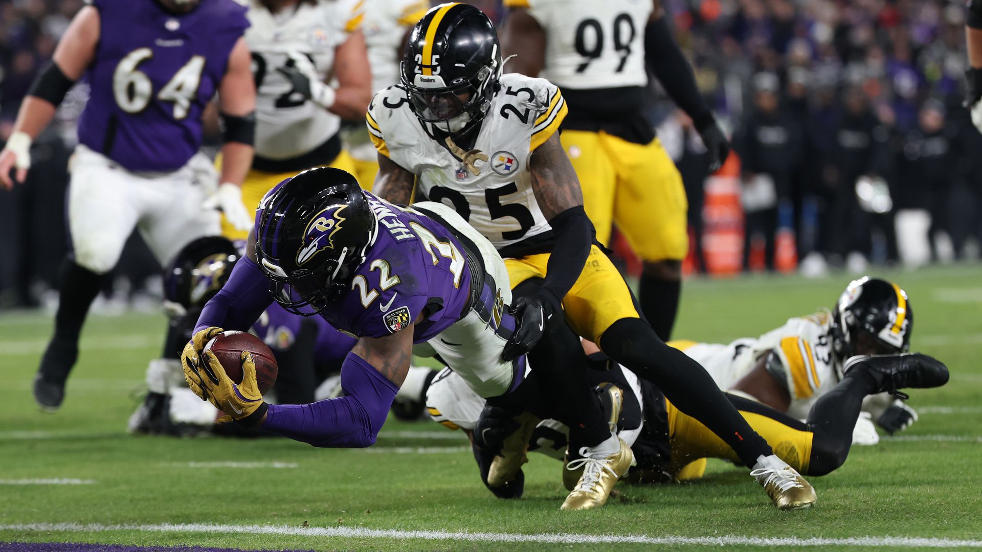Who will the Baltimore Ravens play in the AFC Divisional Round?