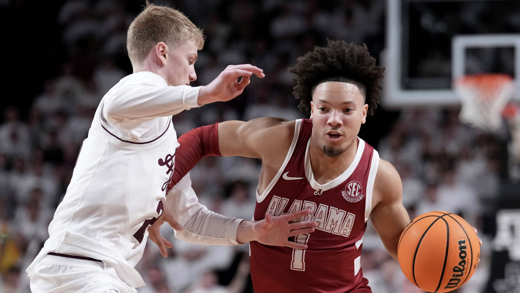 No. 10 Texas A&M Aggies' 9-game winning streak ends with loss to No. 5 ...