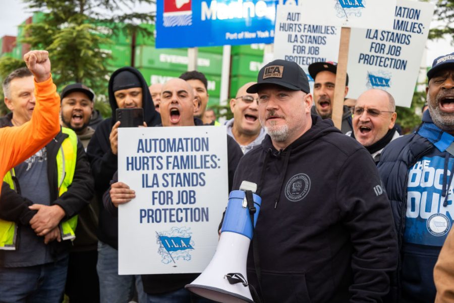 What the Longshore Union Deal Means for Workers