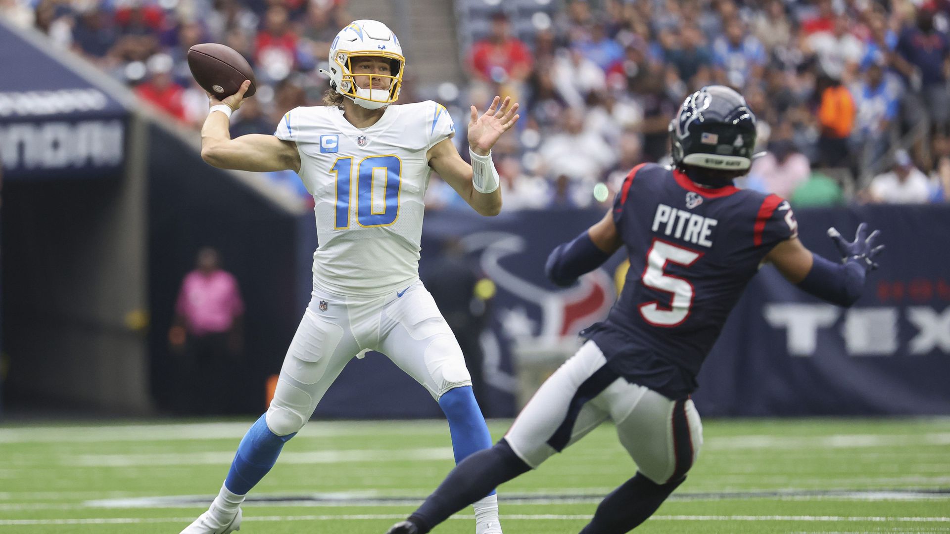 NFL Super Wild Card Weekend: Los Angeles Chargers vs Houston Texans