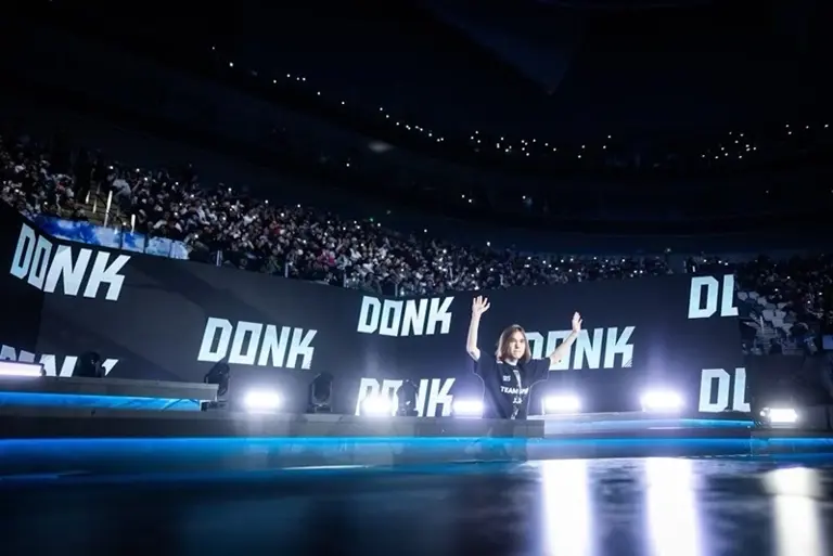 2024 HLTV年度TOP1: donk