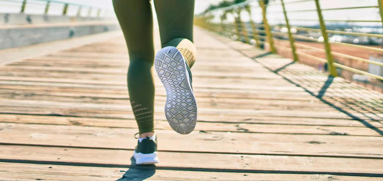 6 unexpected benefits of walking backwards