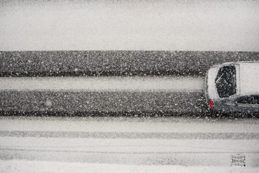 Winter weather road tips: Staying safe while navigating the snow and ice