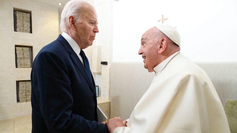 Biden gives Pope Francis highest civilian honor before leaving office
