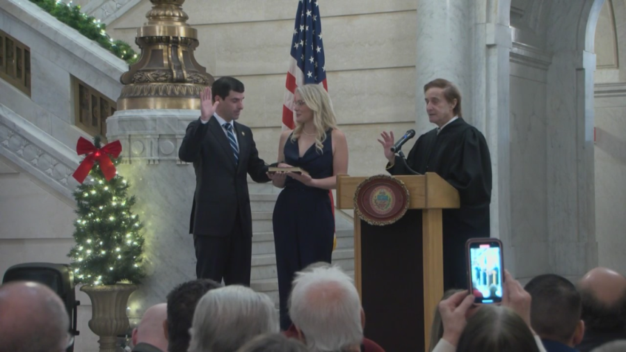 Rob Bresnahan takes ceremonial oath as US Congressman