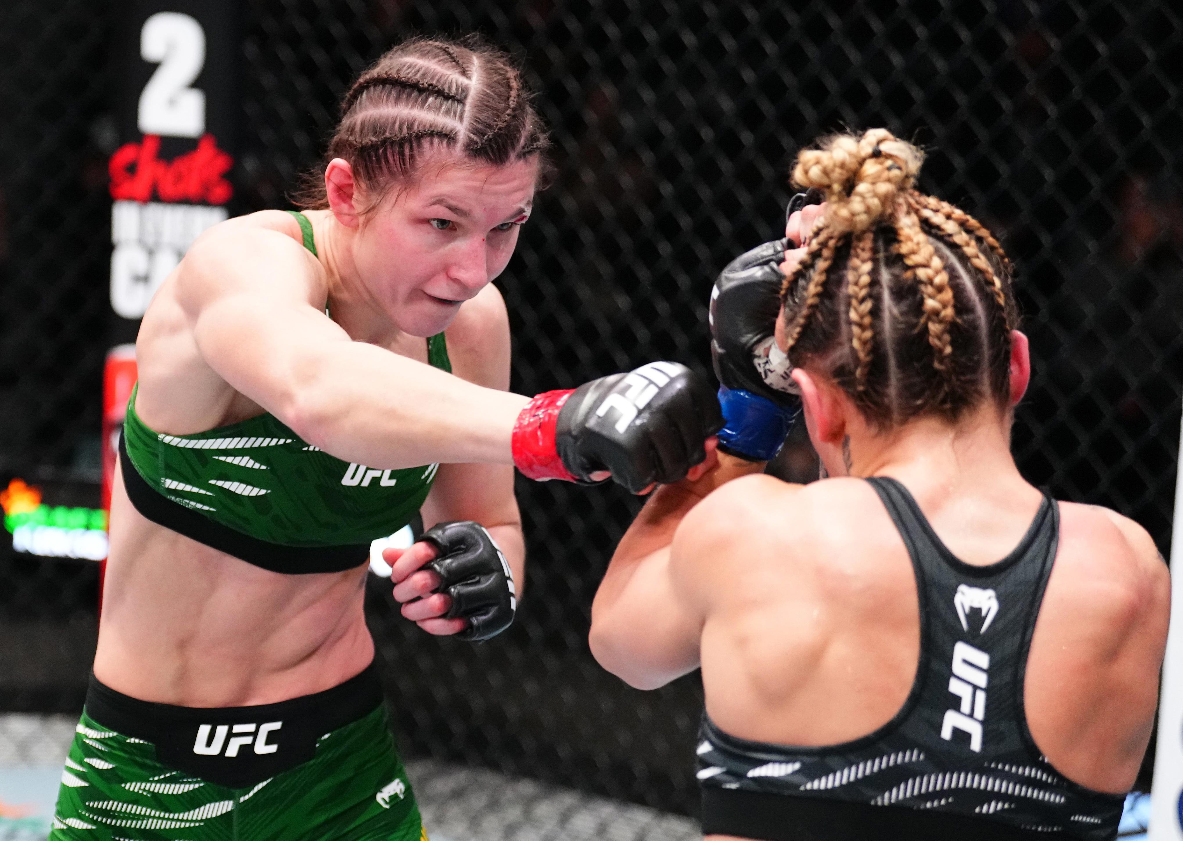 Ernesta Kareckaite mad at herself after split decision win over Nicolle ...