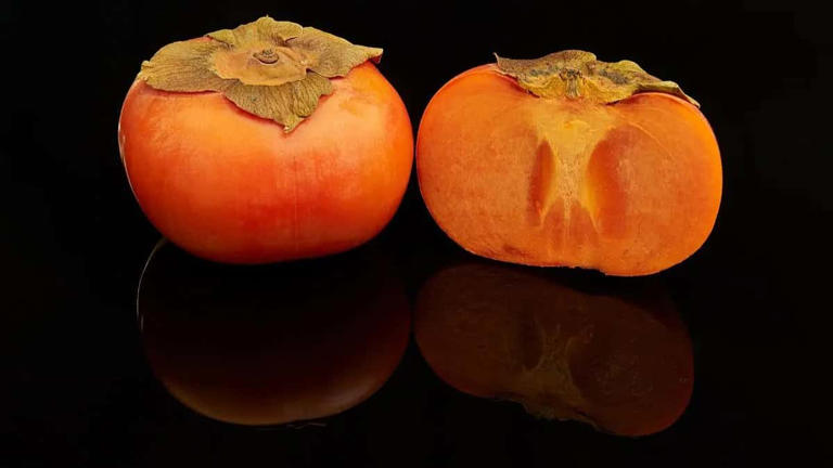 Varieties Of Persimmon Fruit You Should Know