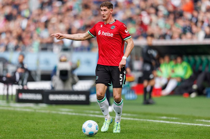 Phil Neumann transfer: Birmingham City break silence after Hannover 96 ...