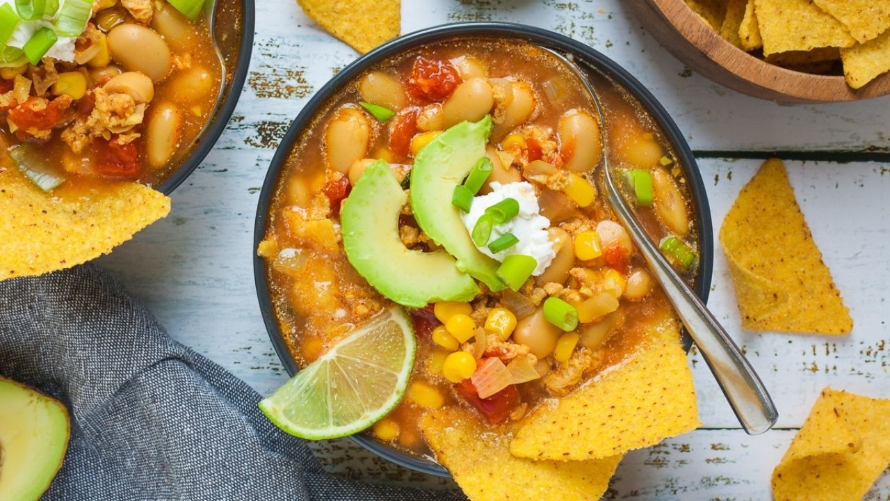 18 Fiery Dishes That Start Mild and Finish Hot