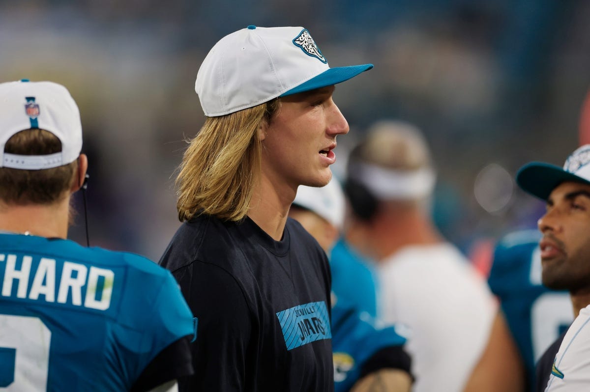 What is the 'main thing' for Jaguars QB Trevor Lawrence in 2025?