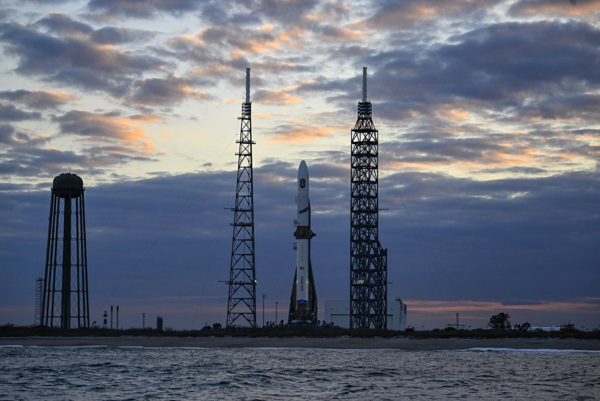 Blue Origin delays New Glenn launch for weather; SpaceX delays Starship ... Blue Origin delays New Glenn launch for weather; SpaceX delays Starship ...