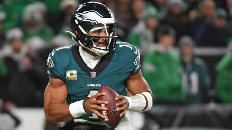 Eagles vs. Packers odds, line, time, spread: 2025 NFL Wild Card picks ...