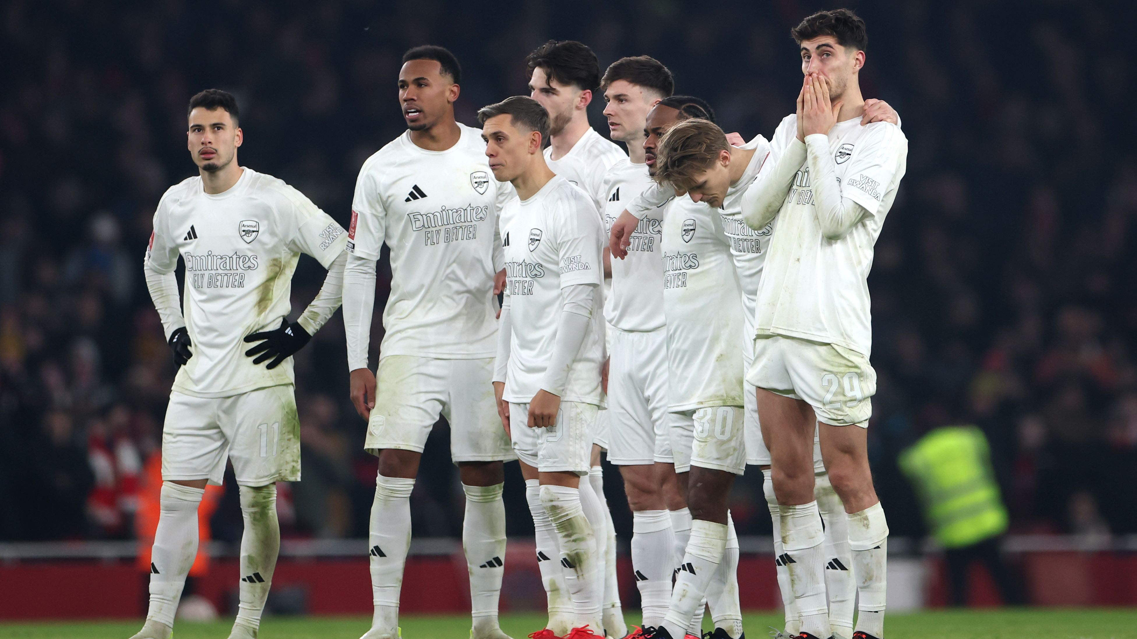 آرسنال ومانشستر يونايتد | أموريم يتفوق على أرتيتا.. وروح "الكبار" تُسقط ...