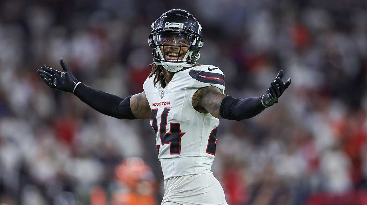 Texans players Derek Stingley Jr., Woody Marks day-to-day after leaving ...