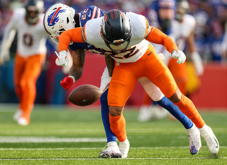 Ray Davis injury update: Bills running back suffers concussion against ...