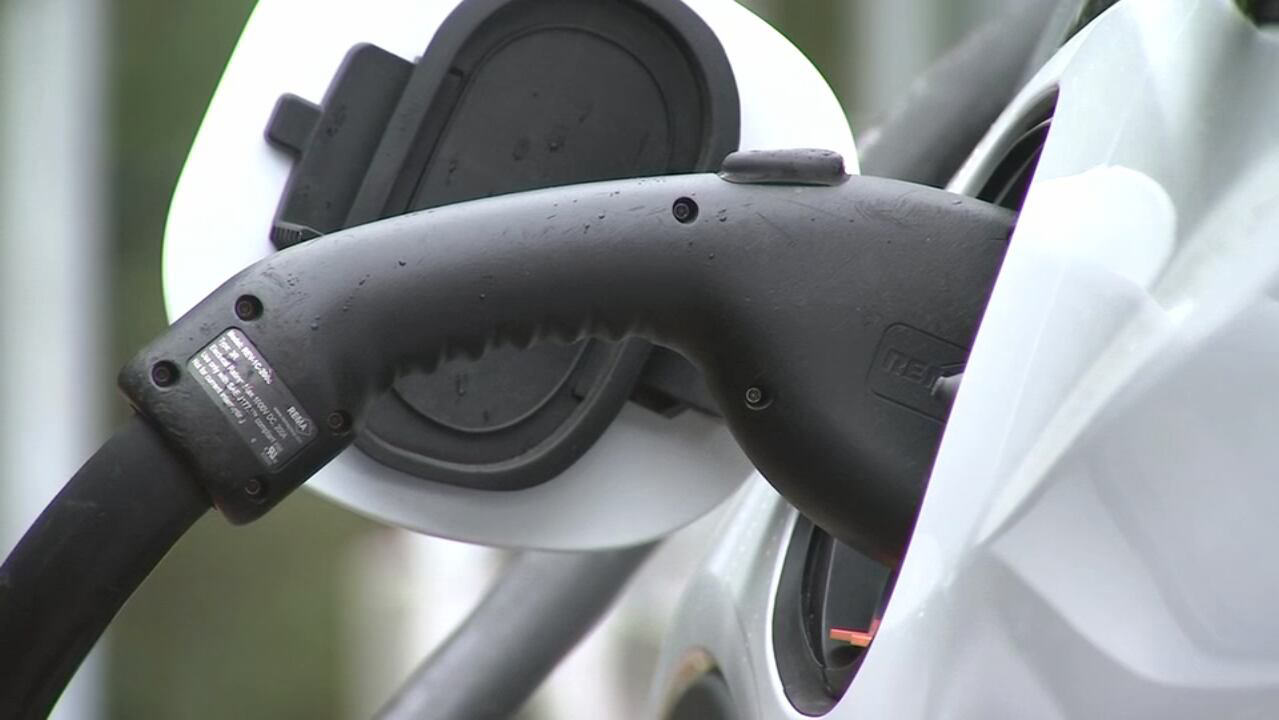 Sens. Ossoff, Warnock, Rep. Johnson announce funding to expand EV ... Sens. Ossoff, Warnock, Rep. Johnson announce funding to expand EV ...