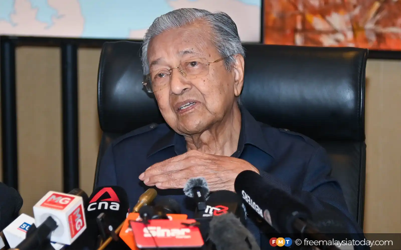 Mahathir denied right to be present at Batu Puteh RCI