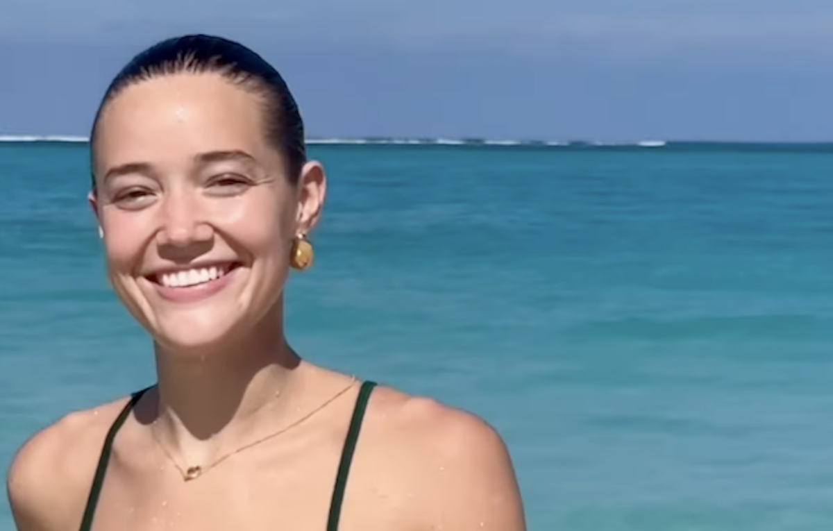 Joe Burrow's Model Girlfriend Turns Heads In Tiny Bikini