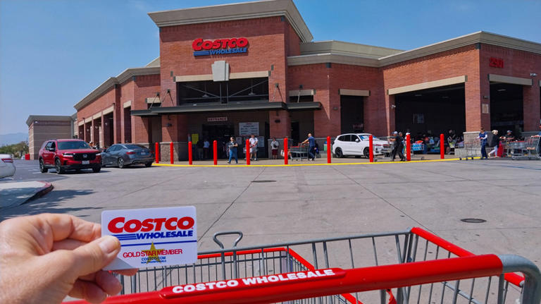 The Rules For Adding People To Your Costco Membership