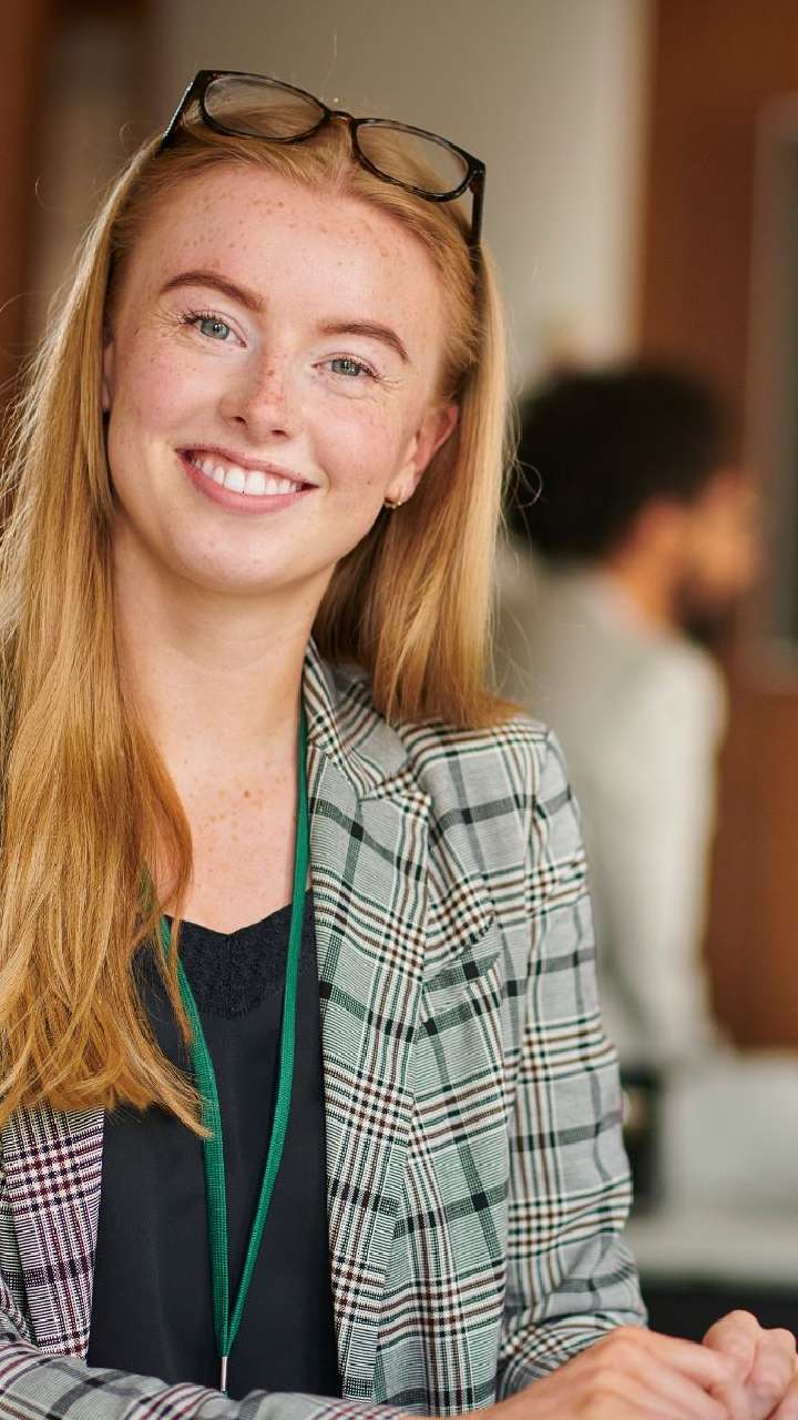 7 Qualities of a Truly Decent Woman