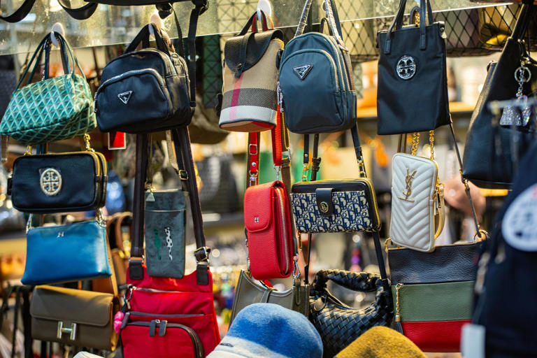 South Koreans embrace counterfeit luxury goods as new trend