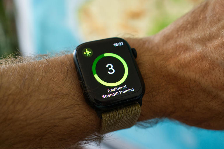 12 Apple Watch tricks it took me years to find