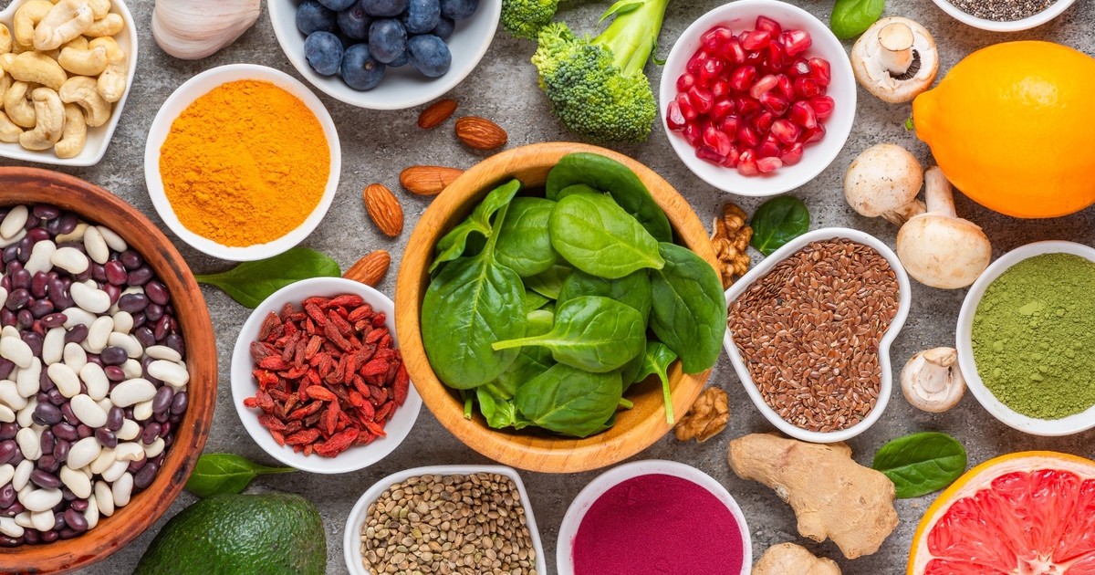 These 10 Superfoods Will Help Keep Your Body Young and Healthy