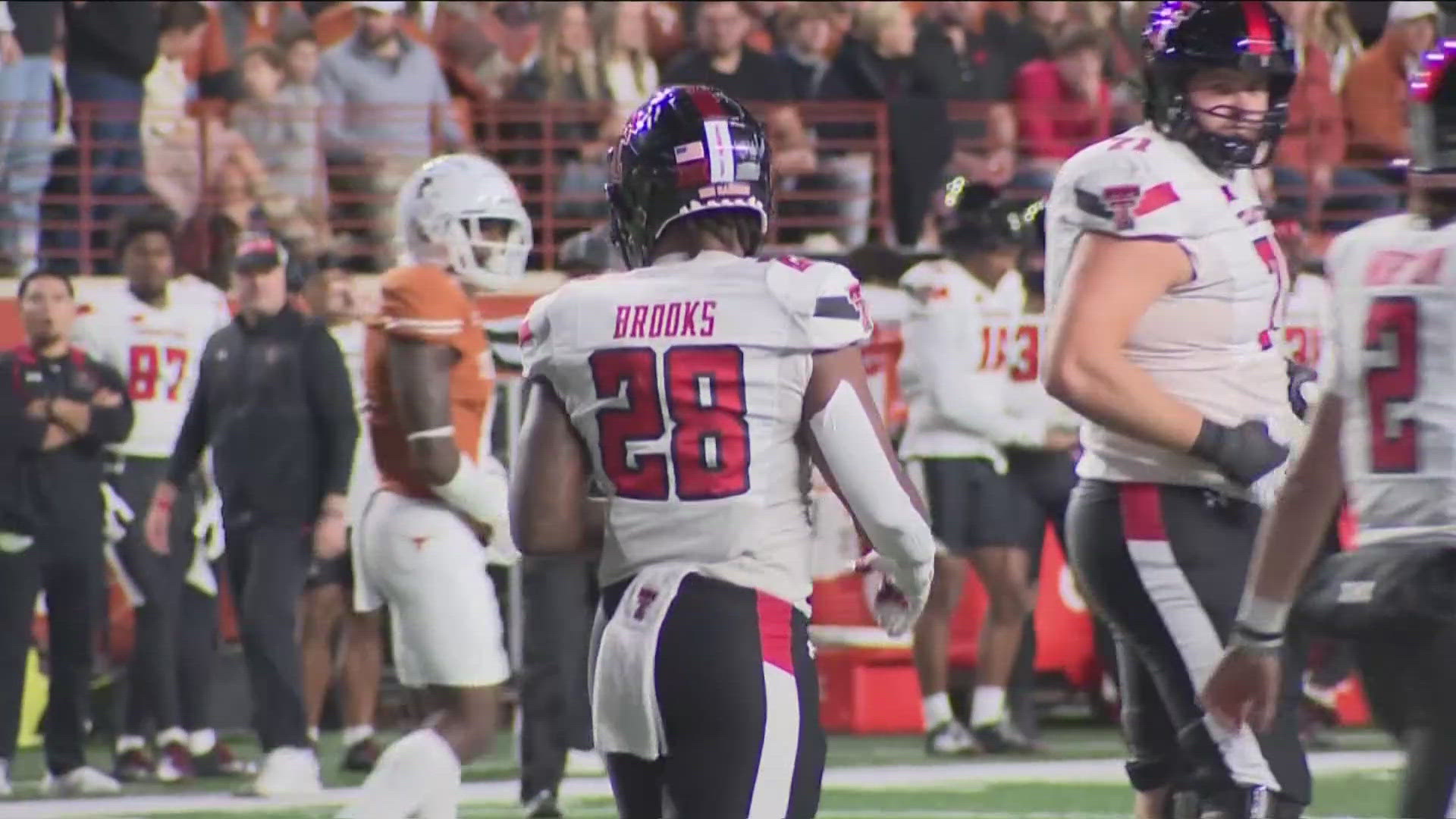 Texas Tech running back Tahj Brooks enters NFL draft