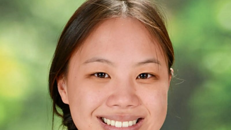 Class of 2024: Emma Ford’s Balancing Act, Juggling Art and Academic Work