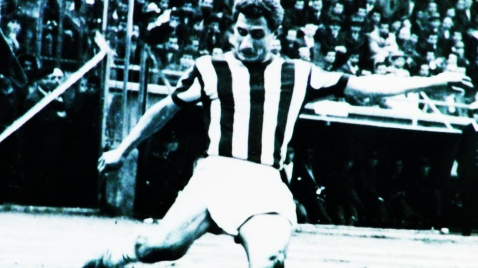 Lefter Küçükandonyadis'in vefatının 13. yılı