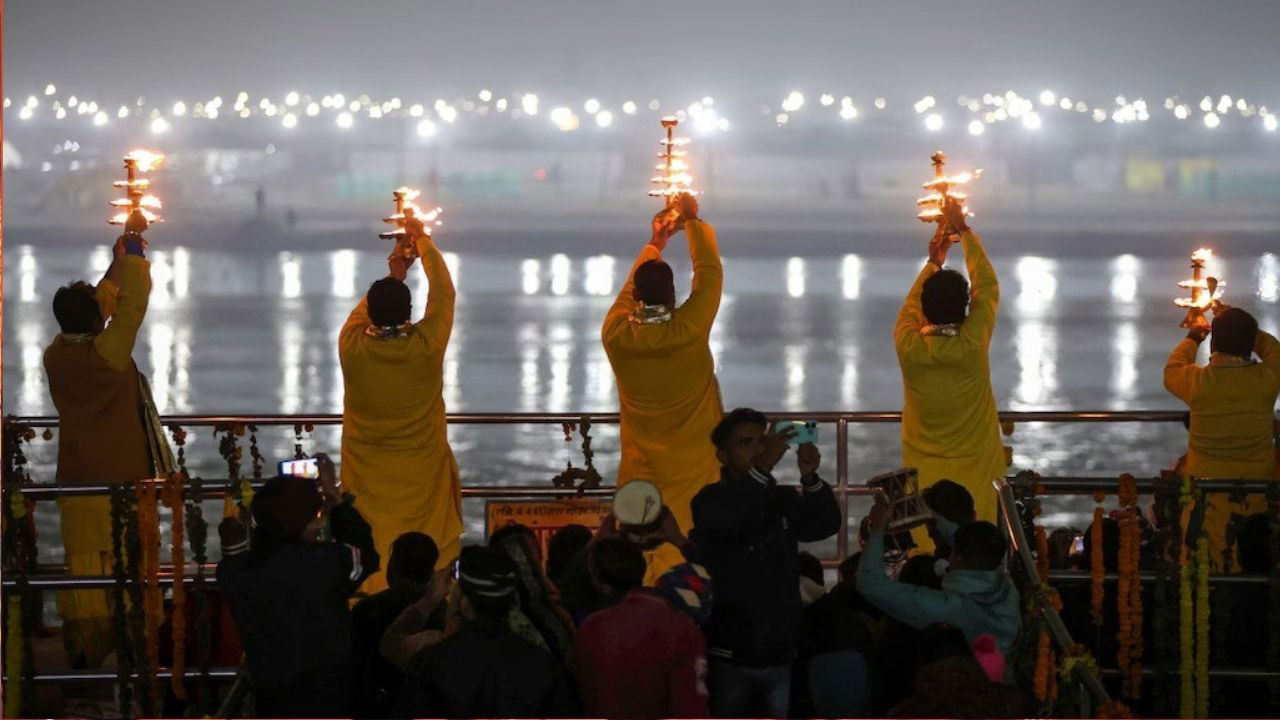 Maha Kumbh 2025: Revenue projections hit Rs 25,000 crore on a budget of ... Maha Kumbh 2025: Revenue projections hit Rs 25,000 crore on a budget of ...