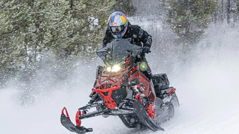 4 Of The Fastest Snowmobiles You Can Buy, Ranked By Top Speed